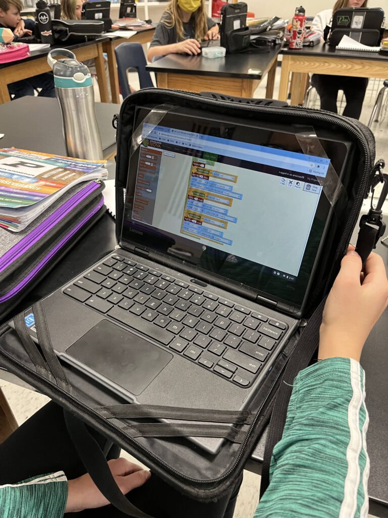 6th Grade Students Start Coding Curriculum - Pella Community Schools