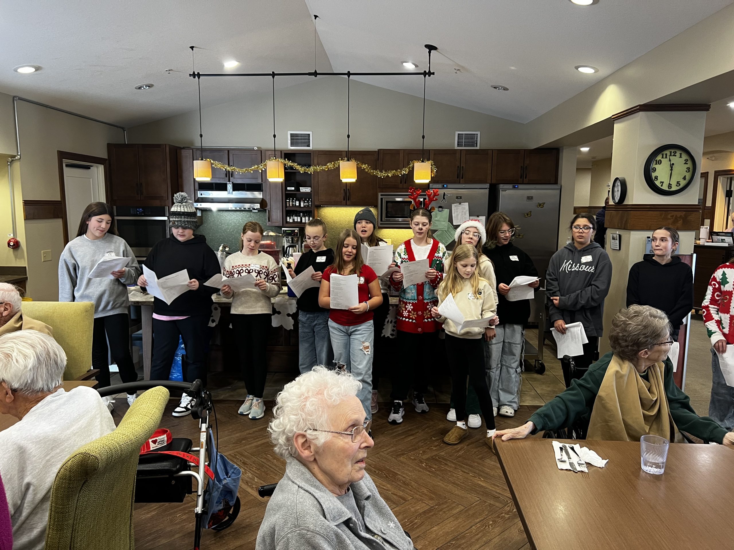 Jefferson Students Share Holiday Cheer with Residents at The Cottages ...